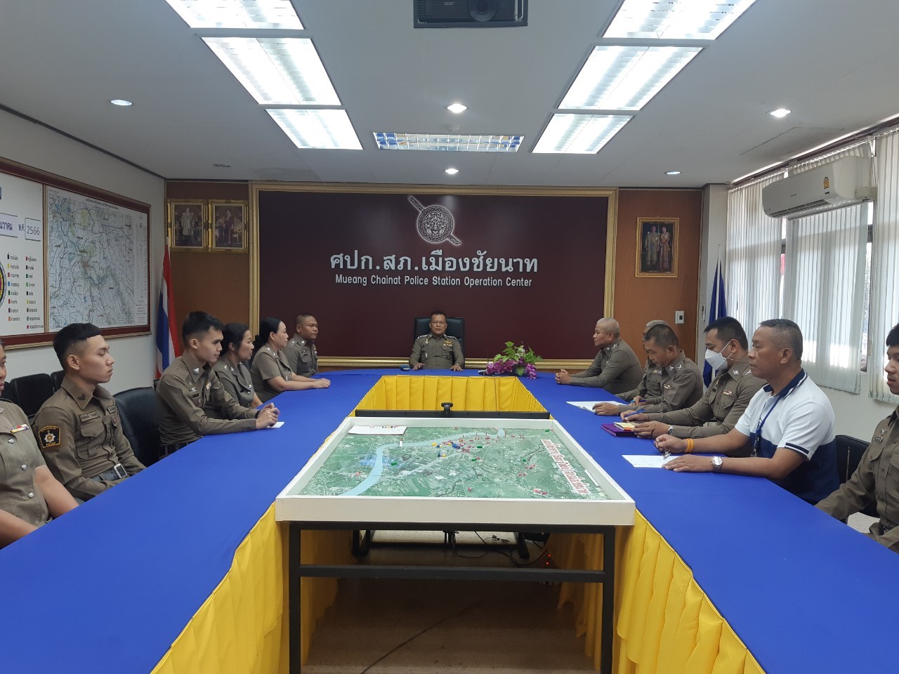 การจัดประชุม เจ้าหน้าที่ธุรการทุกสายงาน เพื่อติดตามผลการดำเนินการและ ...